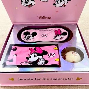Bath & Body | Disney Mickey And Minnie Mouse The Creme Shop Spa Gift ...